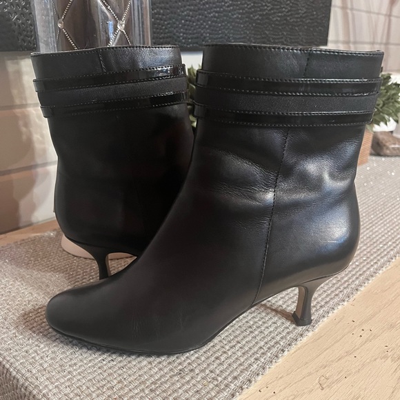 Tahari | Shoes | Tahari Megan Leather Patten Leather Ribbon Ankle Boots ...